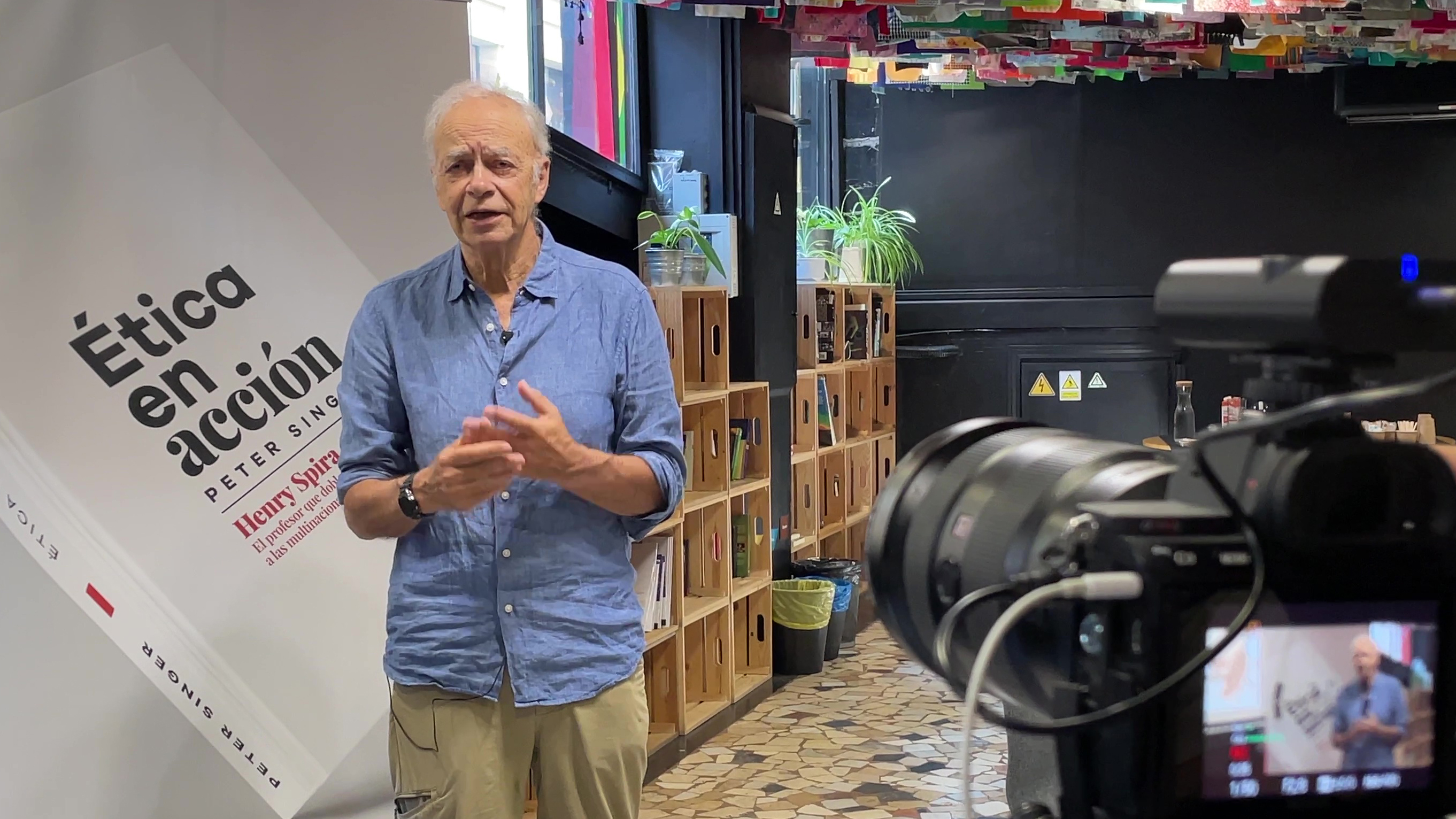 Conversazione con Peter Singer | Animal Equality Italia